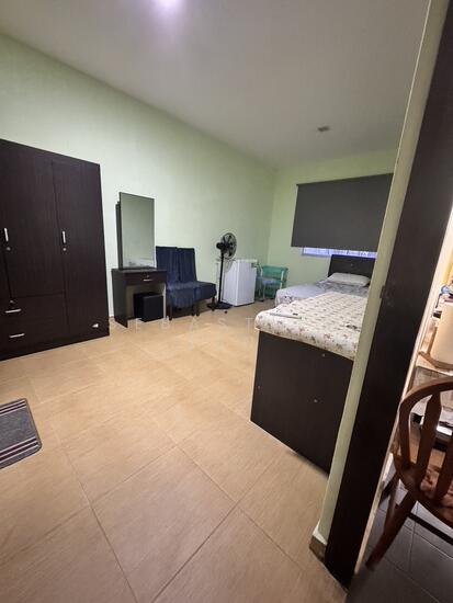 jalan chengkek room rental, , Room Rental, 500 sqft, Terraced House For ...