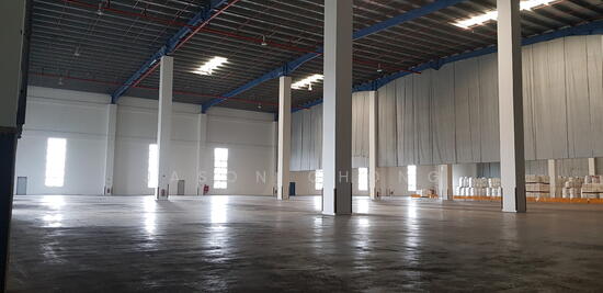 Warehouse, Pioneer, Ramp Up, Ceiling 12m, Dedicated Loading bays ...