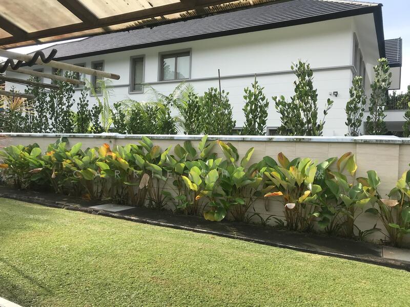 Very Wide Frontage Single Level GCB with Flat Land in the Tranquil ...