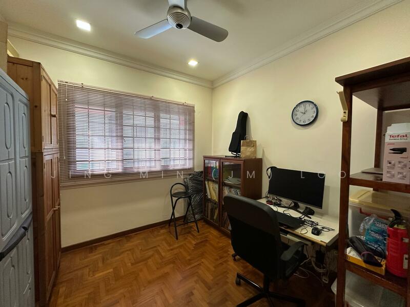 D19 Spacious Family Corner Terrace ★ Minutes to Serangoon MRT & NEX ...