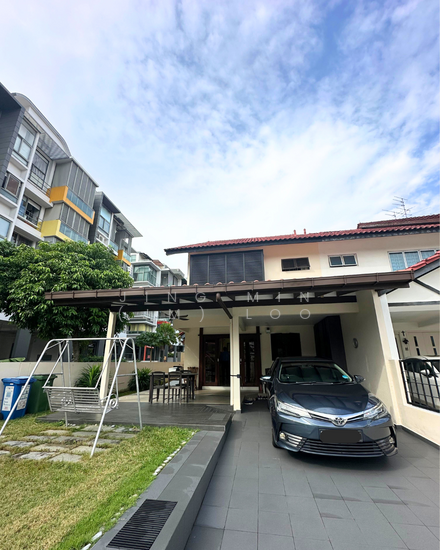 D19 Spacious Family Corner Terrace ★ Minutes to Serangoon MRT & NEX ...