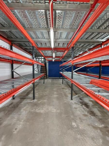 Henderson Industrial Park, 219 Henderson Road, 2,099 sqft, Light ...