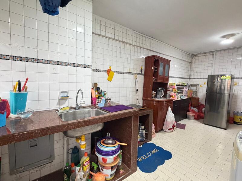 121 Ang Mo Kio Avenue 3 HDB Flat For Sale at S$ 458,000 | PropertyGuru ...