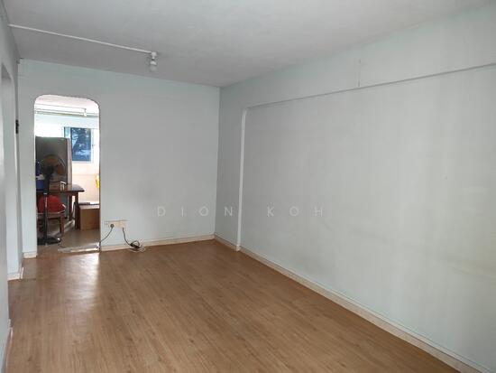 712 Yishun Avenue 5 HDB Flat For Sale at S$ 410,000 | PropertyGuru ...