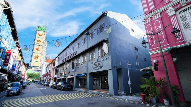 F&B Ground Floor Shophouse in Chinatown!, Temple Street, 910 sqft, Food ...