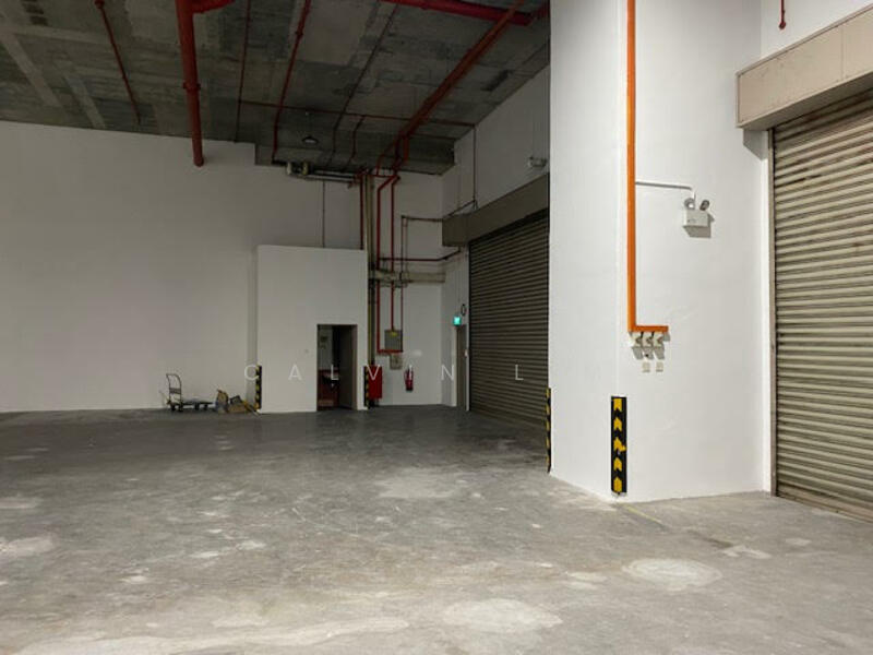 Ramp up High ceiling storage, , 16,000 sqft, Warehouse For Rent, by ...