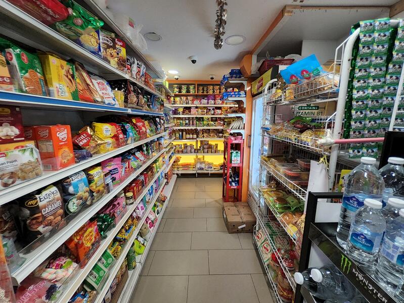 Retail Shop at Eight Courtyards, 8 Canberra Drive, 1,087 sqft, Shop ...