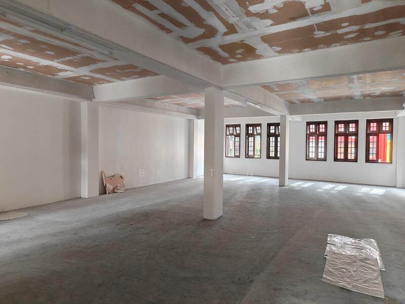 GYM | Yoga | Pilates located at South Bridge Road (Concrete Floor ...