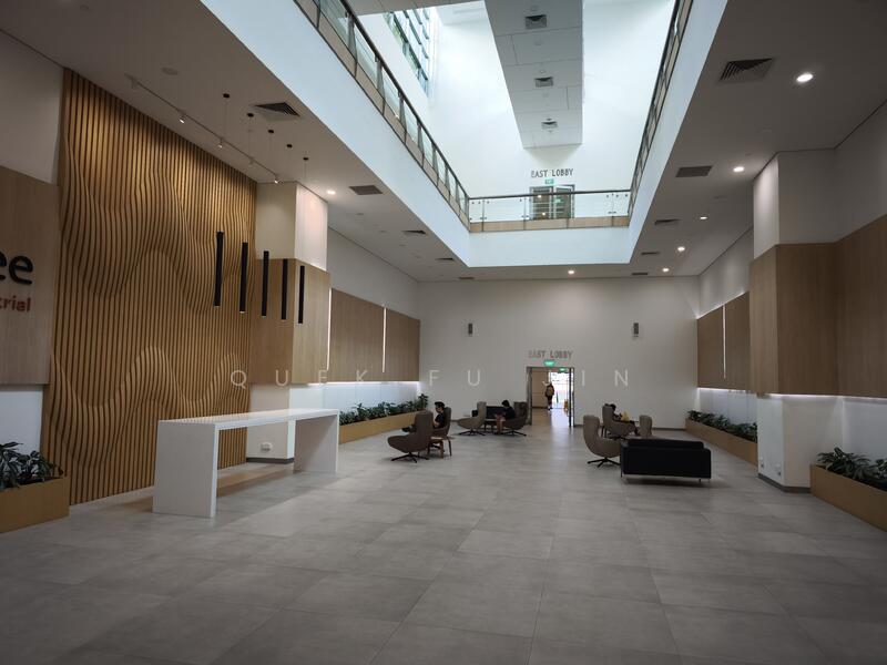 Spacious Light Industrial Units in the North with High Ceiling ...