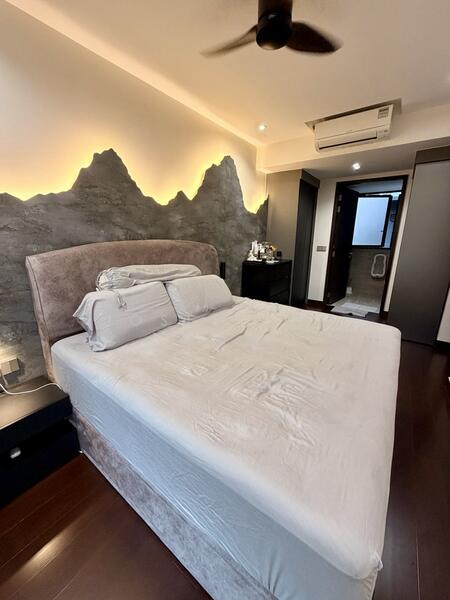 Brand new 4 bedroom condo 4 minutes walk to Canberra MRT! Condominium ...