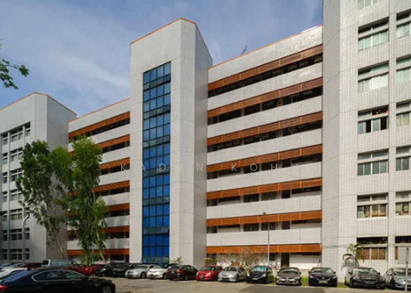 Ground floor warehouse in west | direct access to 7 loading bay | 8m ...