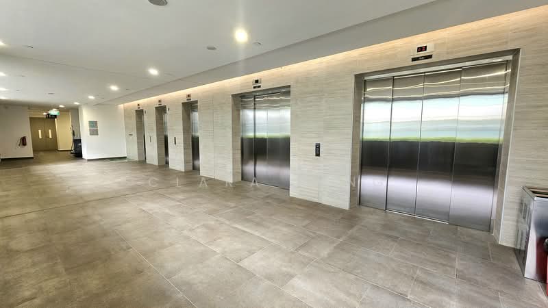 Newly Renovated Building in City Fringe. Walk to MRT, myriad of ...