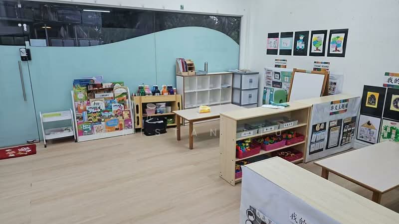teck ghee court, 338 Ang Mo Kio ave 1, 818 sqft, Shop / Shophouse For ...