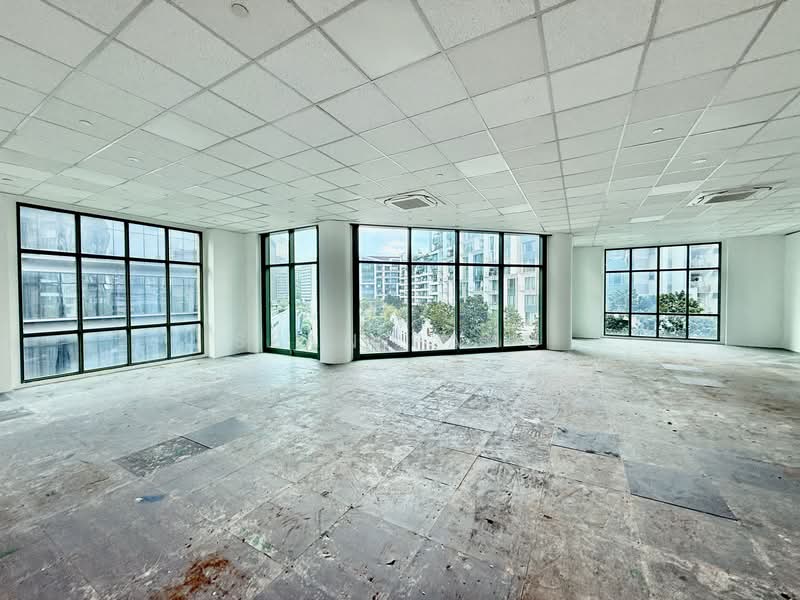 ☎️High Ceiling Office/Aesthetic Clinic/Commercial School Space ...