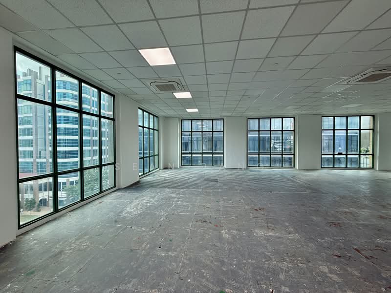 ☎️High Ceiling Office/Aesthetic Clinic/Commercial School Space ...