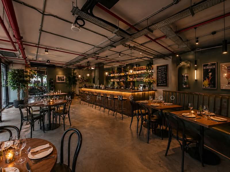 Sports Bar / Cafe / Bistro / Restaurant / F&B, , 1,300 sqft, Food ...