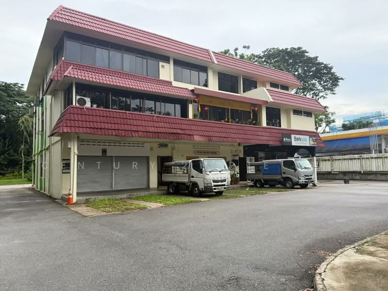 MAIN UPPER THOMSON ROAD PRIME SHOP, FANTASTIC WIDE SHOP FRONT WITH ...