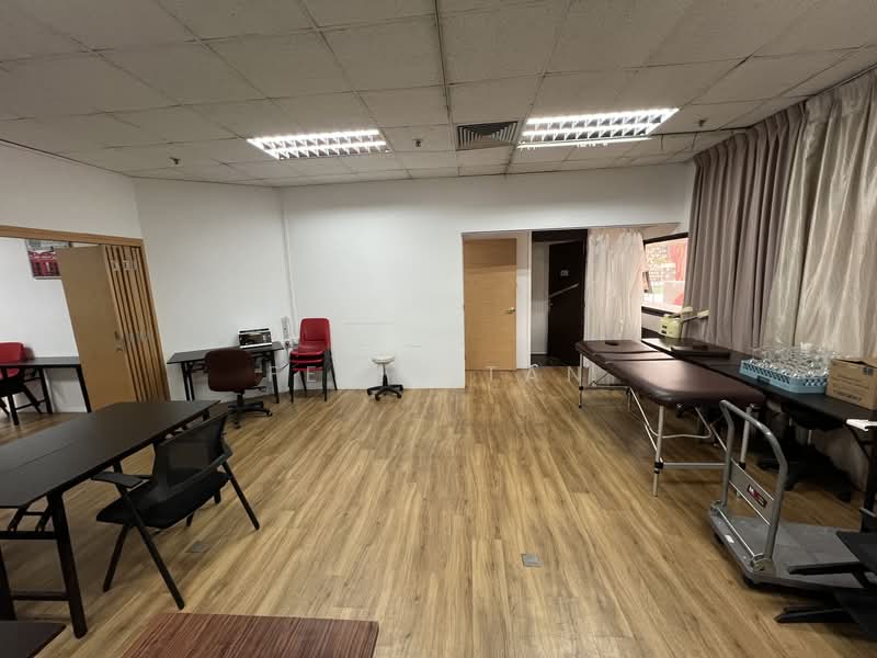 Fu Lu Shou Complex, 149 Rochor Road, 958 sqft, Office For Rent, by ...