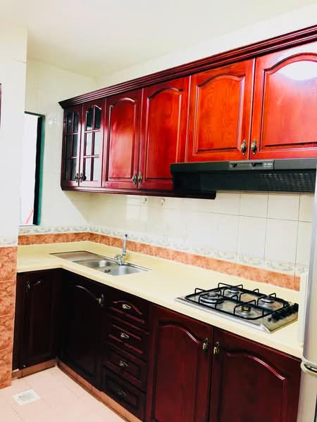 Tanglin Regency Condominium For Sale at S$ 1,550,000 | PropertyGuru ...