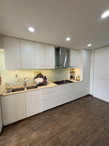 Aspen Heights Condominium For Sale at S$ 4,500,000 | PropertyGuru Singapore