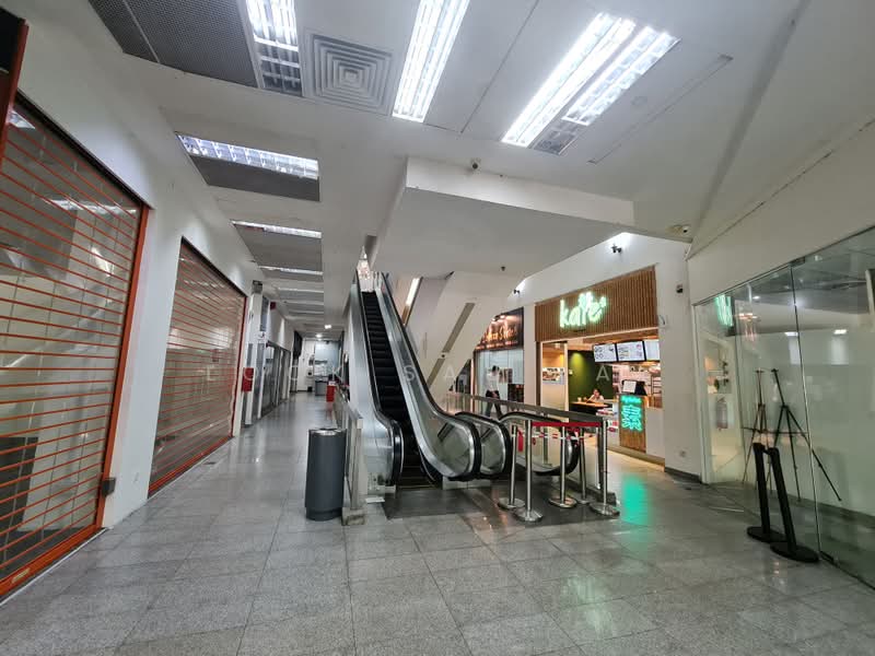 Midpoint Orchard, 220 Orchard Road, 710 sqft, Mall Shop For Sale, by ...
