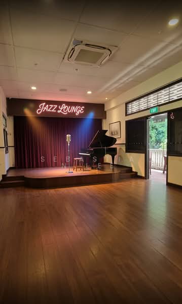 Rochester Park Landmark Rare Commercial Space, Rochester Drive, 2,938 ...