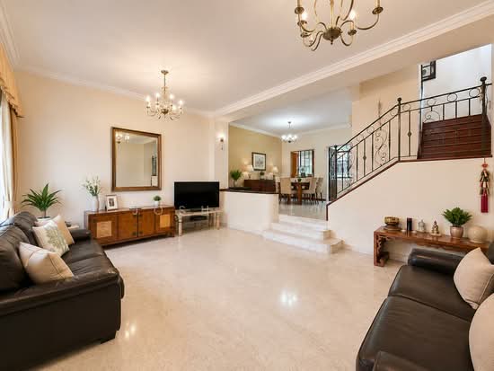 ⭐️⭐️LANDED7772@ Telok Kurau Well Maintained 3 Storey Inter-Terrace ...