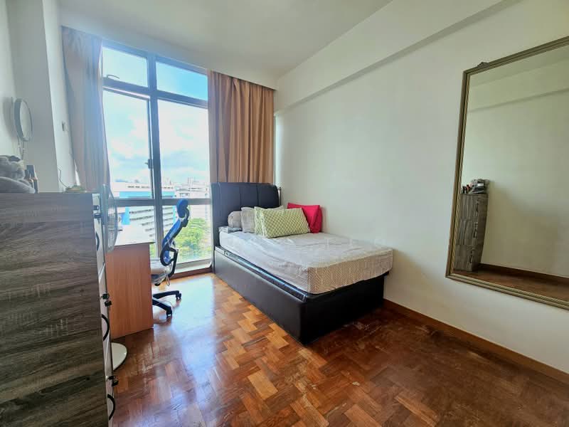 Hillview Regency Condominium For Sale at S$ 1,380,000 | PropertyGuru ...