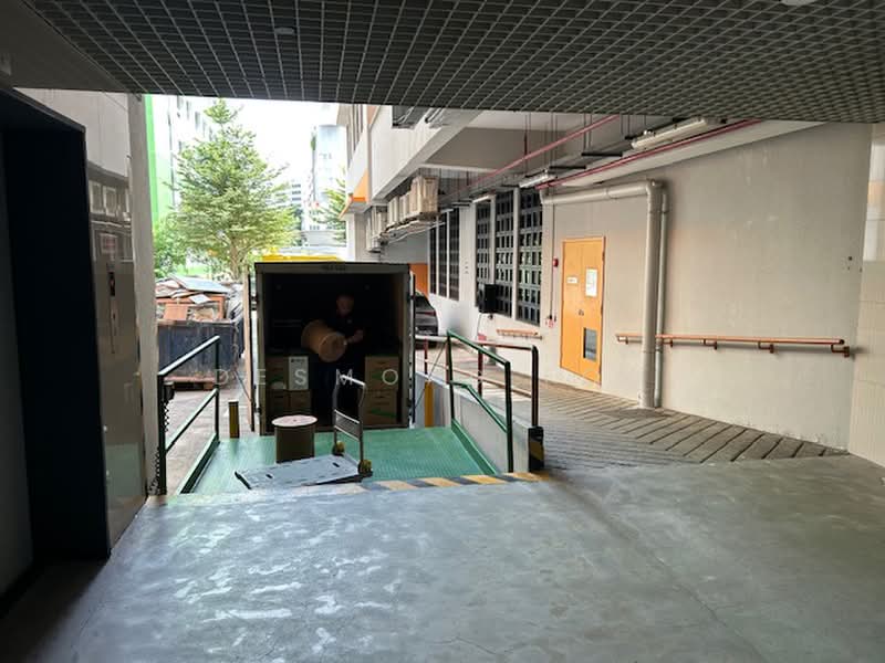 Column free regular layout | Just at Tai Seng MRT, 6 Harper Road, 2,000 ...