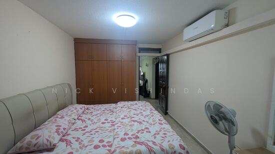 650 Hougang Avenue 8, 650 Hougang Avenue 8, 1 Bedroom, 140 sqft, HDB ...