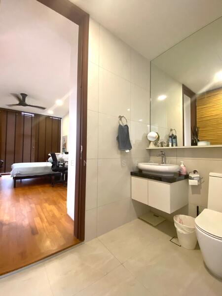 New Listing! Move in SemiD with lift Semi-Detached House For Sale at S ...