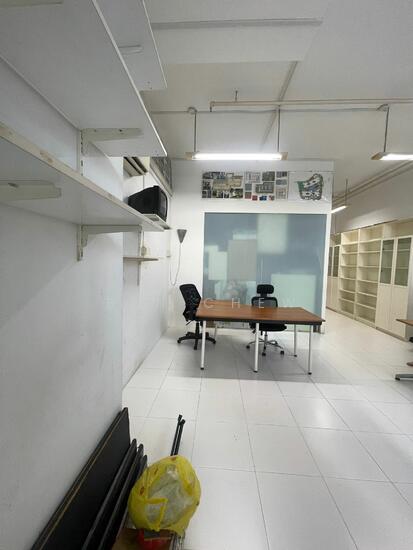 Tradehub 21, 18 Boon Lay Way, 700 sqft, Light Industrial (B1) For Rent ...