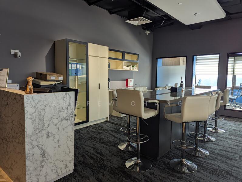 Commercial Properties for Rent at SLF Building, Oct 2025