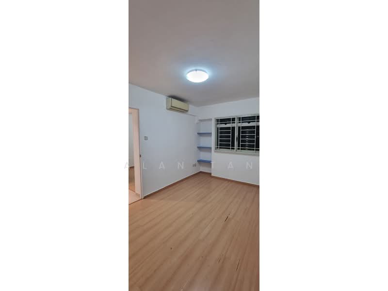 176D Edgefield Plains HDB Flat For Sale at S$ 698,000 | PropertyGuru ...