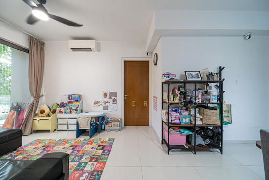 Kovan Regency Condominium For Sale at S$ 1,750,000 | PropertyGuru Singapore