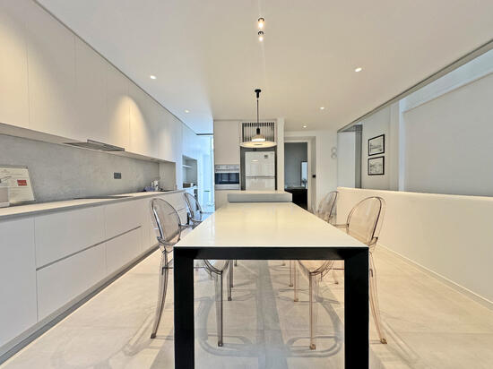 Renovated Walk-up Apartment at Tembeling Road, Tembeling Road, 2 ...