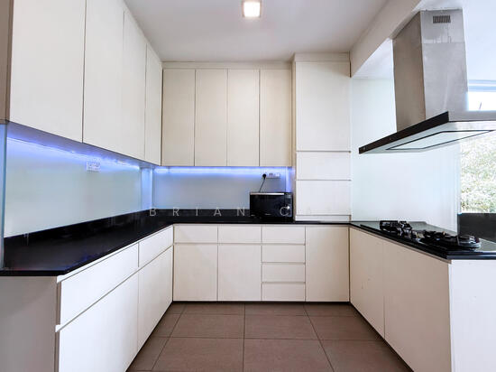 Thomson Grove Condominium For Sale at S$ 3,500,000 | PropertyGuru Singapore