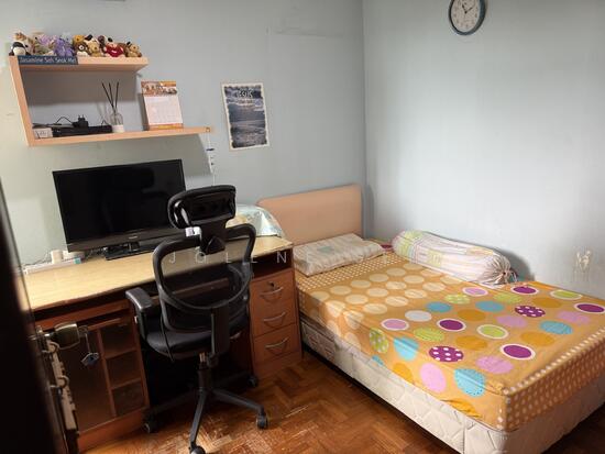 394 Bukit Batok West Avenue 5, 394 Bukit Batok West Avenue 5, Room Rental, 100 sqft, HDB Flat ...