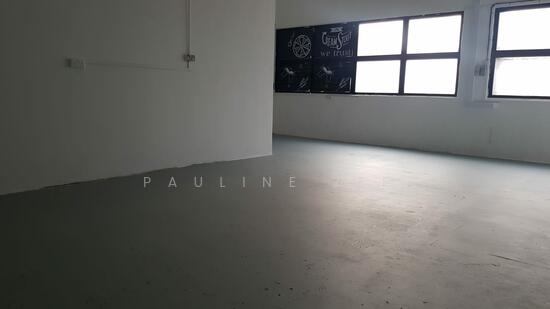 Multi-Wide Industrial Building, 18 Mandai Estate, 775 sqft, Light ...