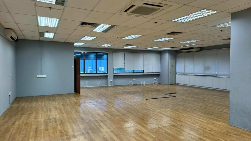 Gul road / Ceiling 12m / 5 Ton Crane, Gul, 20,000 sqft, Factory ...