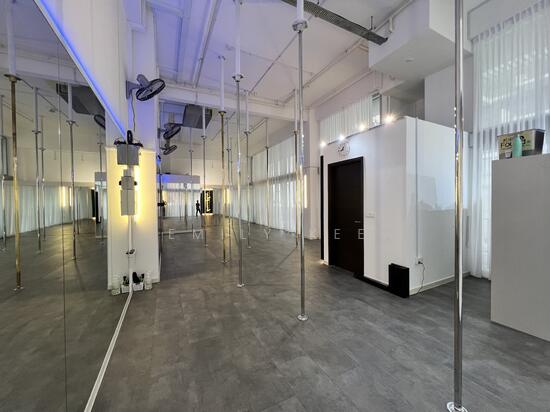 Eon Shenton, 70 Shenton Way, 1,109 sqft, Office For Sale, by Emily Kee ...