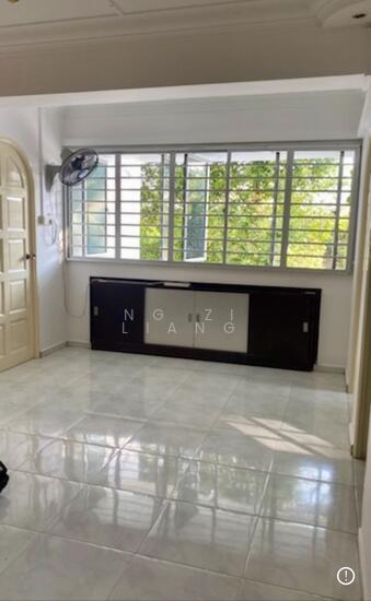20 Queen's Close, 20 Queen's Close, 3 Bedrooms, 1,200 sqft, HDB Flat ...
