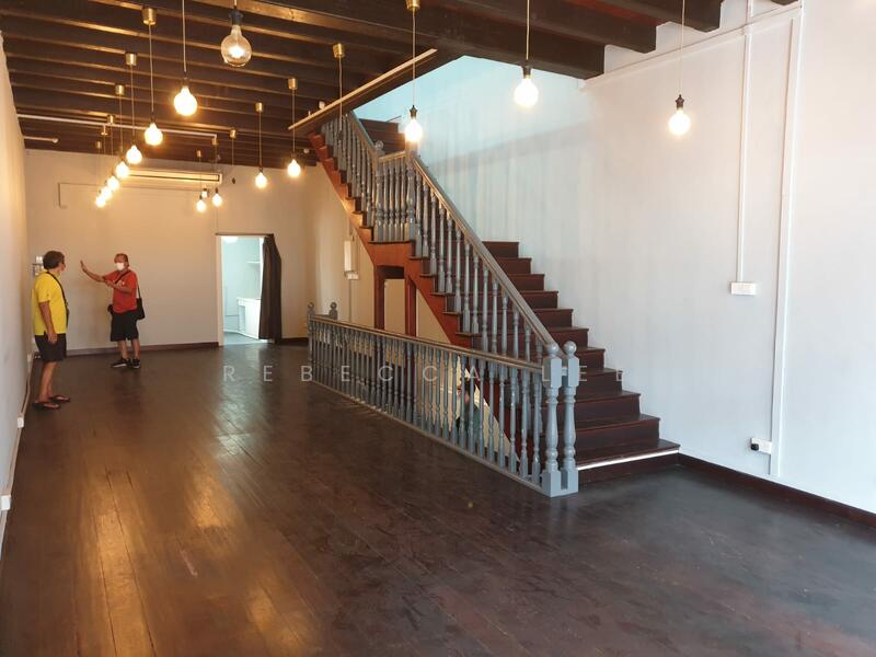 Shophouse in Sago Street, Chinatown. Near 4 MRTs + Ample car park lots ...