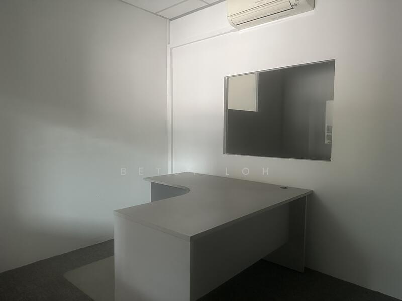 Ground Floor @ Macpherson Road, Genting Lane, 2,115 sqft, Warehouse For ...