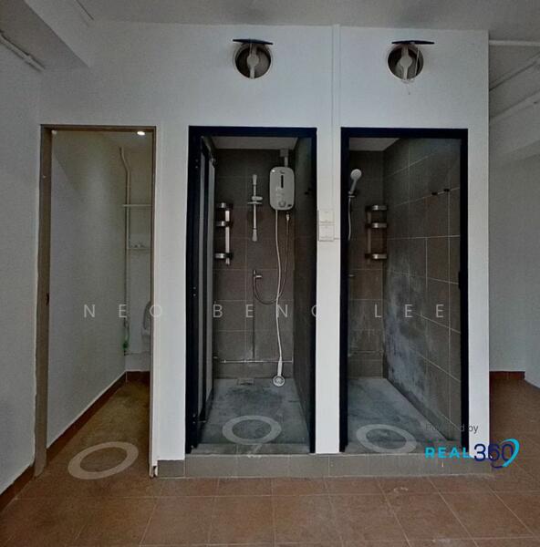 C.H.E.A.P! Serangoon Garden level 2 toilets open terrace, Serangoon ...