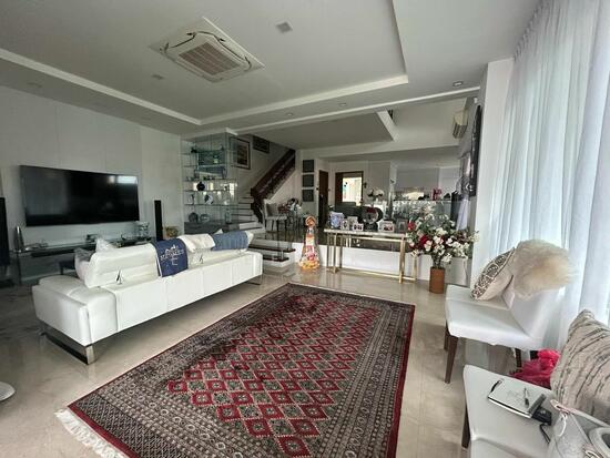Springleaf Lane, , 5 Bedrooms, 4,300 sqft, Semi-Detached House For Rent ...