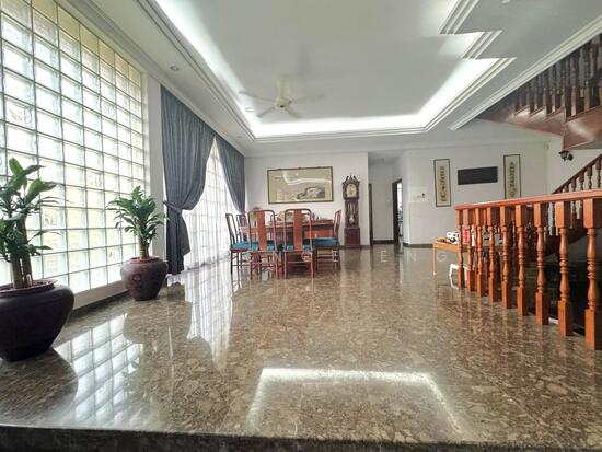 Spacious Semi-Detached with Wide Frontage Semi-Detached House For Sale ...