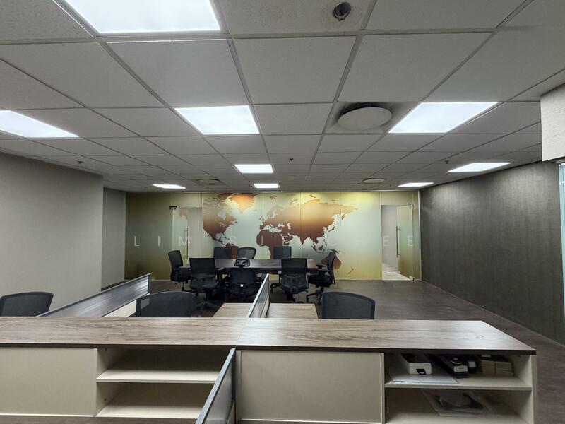 Raffles City Tower, 250 North Bridge Road, 1,023 sqft, Office For Rent ...