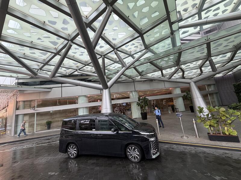 Raffles City Tower, 250 North Bridge Road, 1,023 sqft, Office For Rent ...