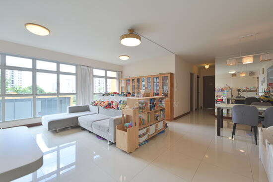 216A Compassvale Drive HDB Flat For Sale at S$ 958,888 | PropertyGuru ...